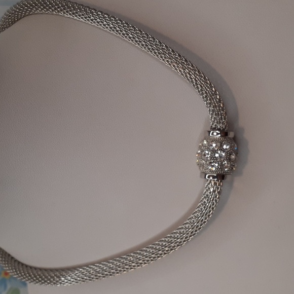 Unlisted | Jewelry | Silver Round Mesh Choker With Magnetic Rhinestone ...
